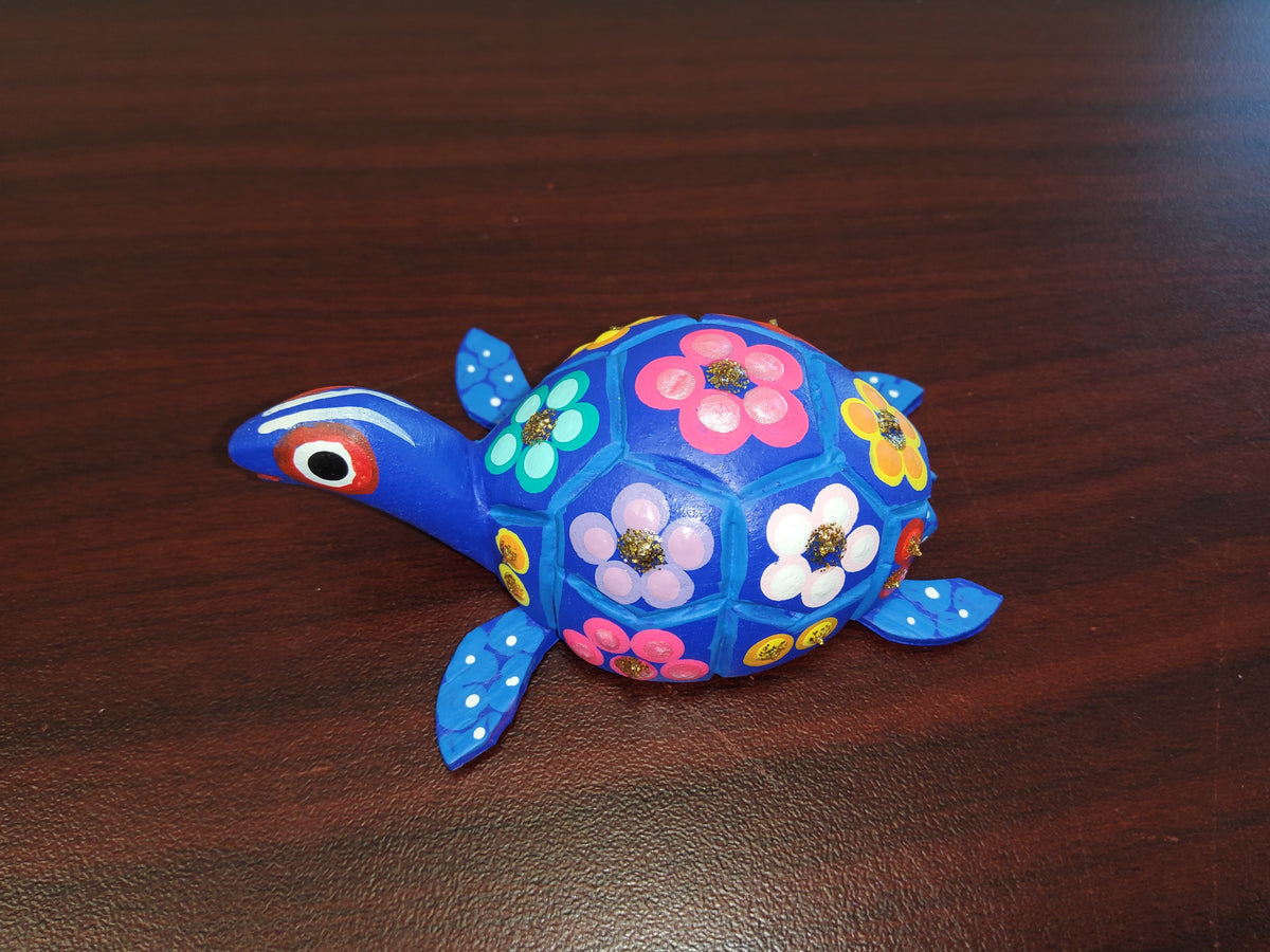 Round sea turtle – Cabot's Museum Trading Post